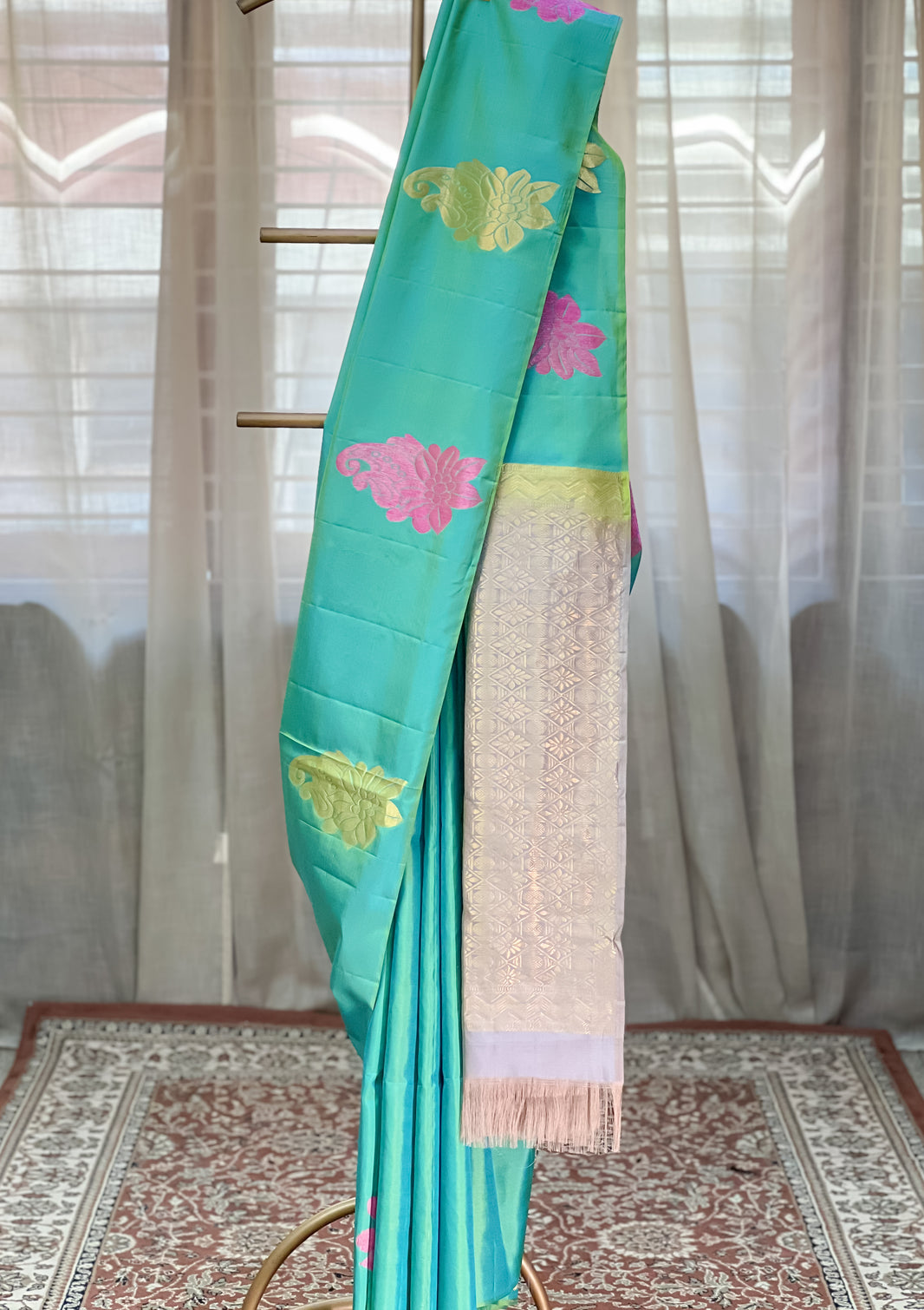 Products – Tayet Sarees